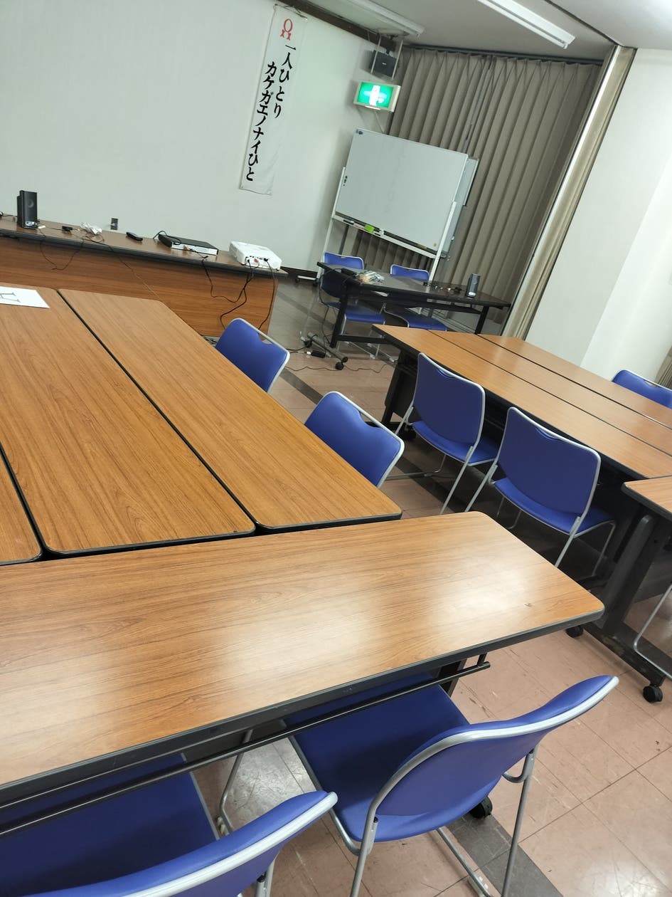 鶴見駅徒歩圏、利用用途自由な大型多目的レンタルスペースの写真8