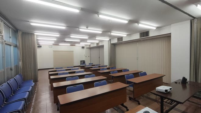 鶴見駅徒歩圏、利用用途自由な大型多目的レンタルスペースの写真6