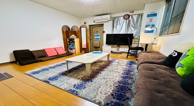 オープニング特別価格✨1650▶️777円/時間✨元町駅徒歩3分🚃50型TV📺映画鑑賞、ゲーム、テレワーク、ママ会🕺推し活