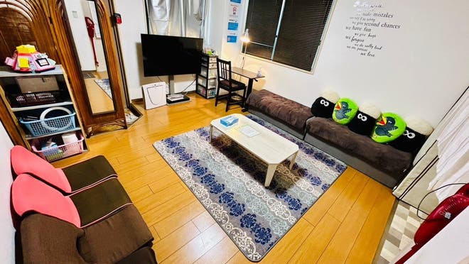 オープニング特別価格✨1650▶️777円/時間✨元町駅徒歩3分🚃50型TV📺映画鑑賞、ゲーム、テレワーク、ママ会🕺推し活の写真7