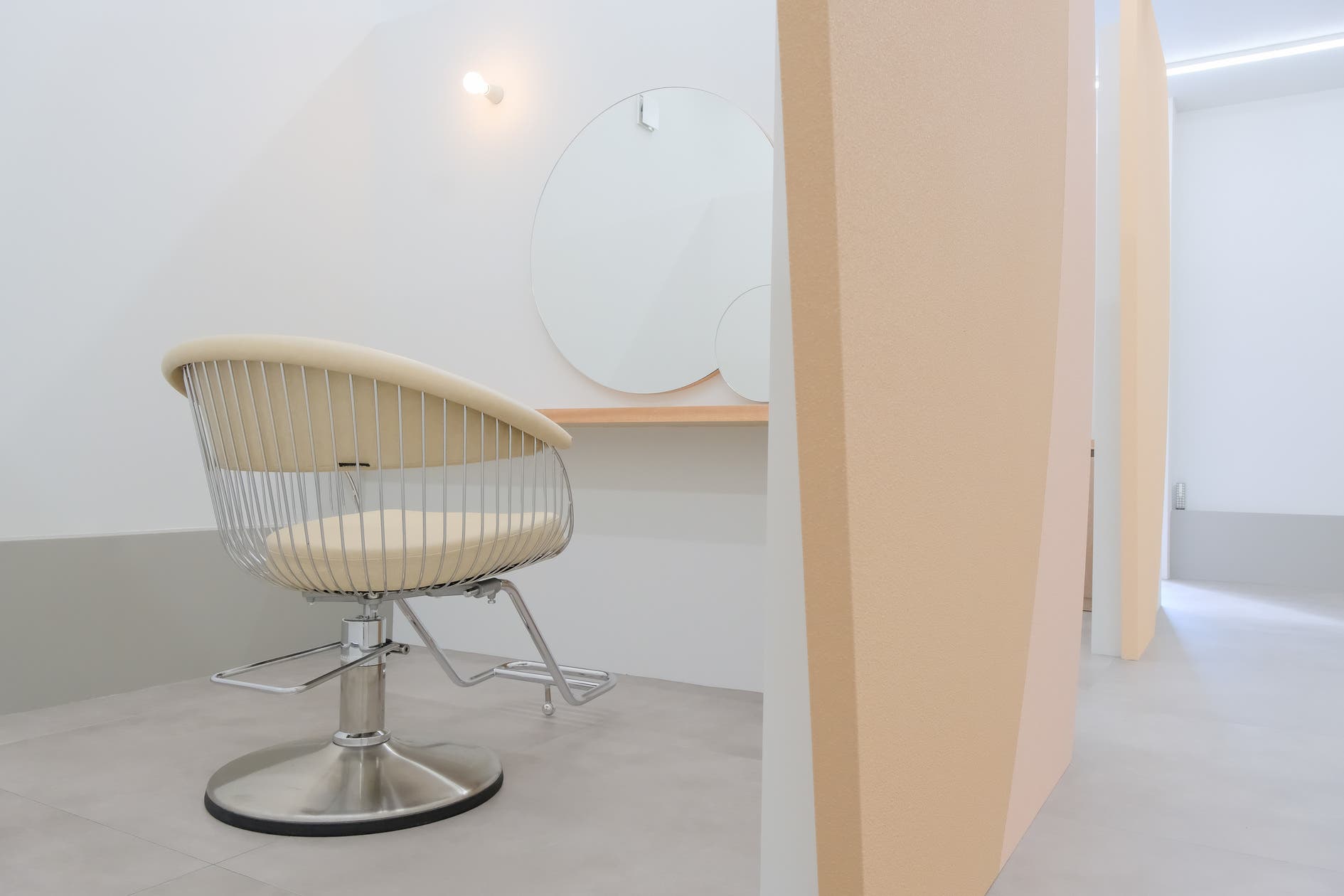 24時間利用可能！名駅から徒歩7分のレンタルサロンの写真5