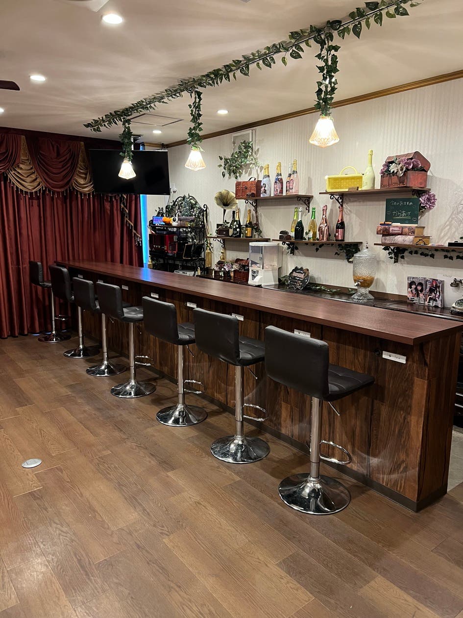 普段はCafe&Barの隠れ家スペースの写真1