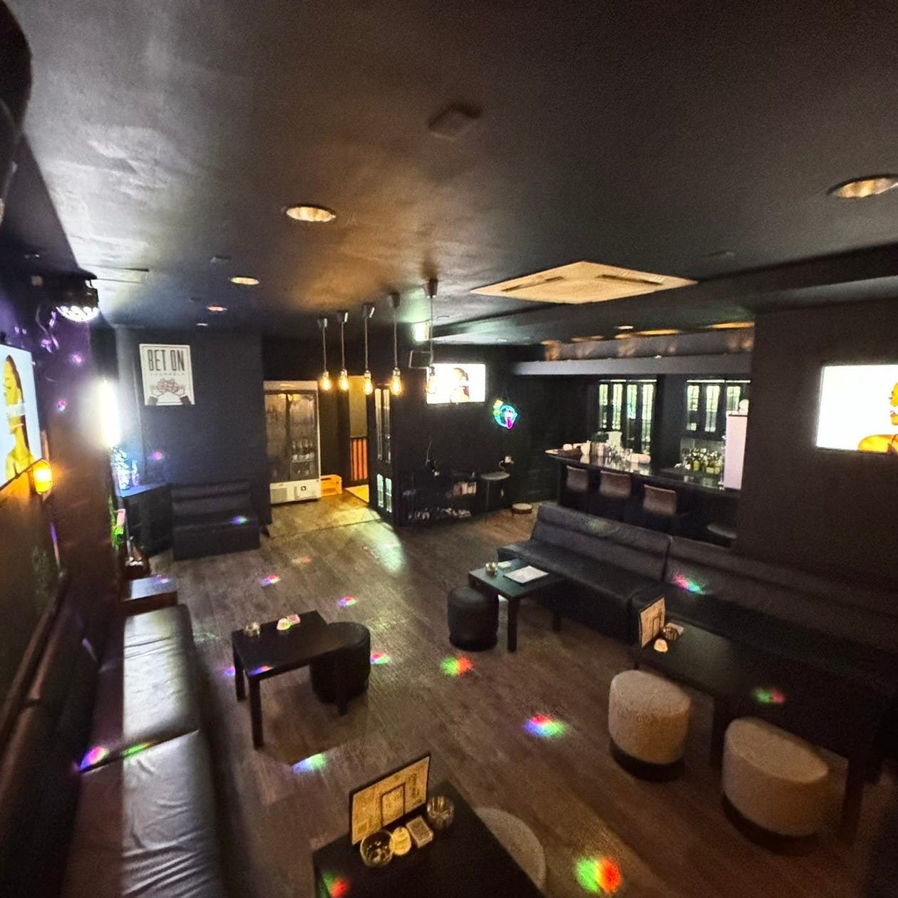 千葉駅&千葉中央駅から徒歩15分ほど！の写真6