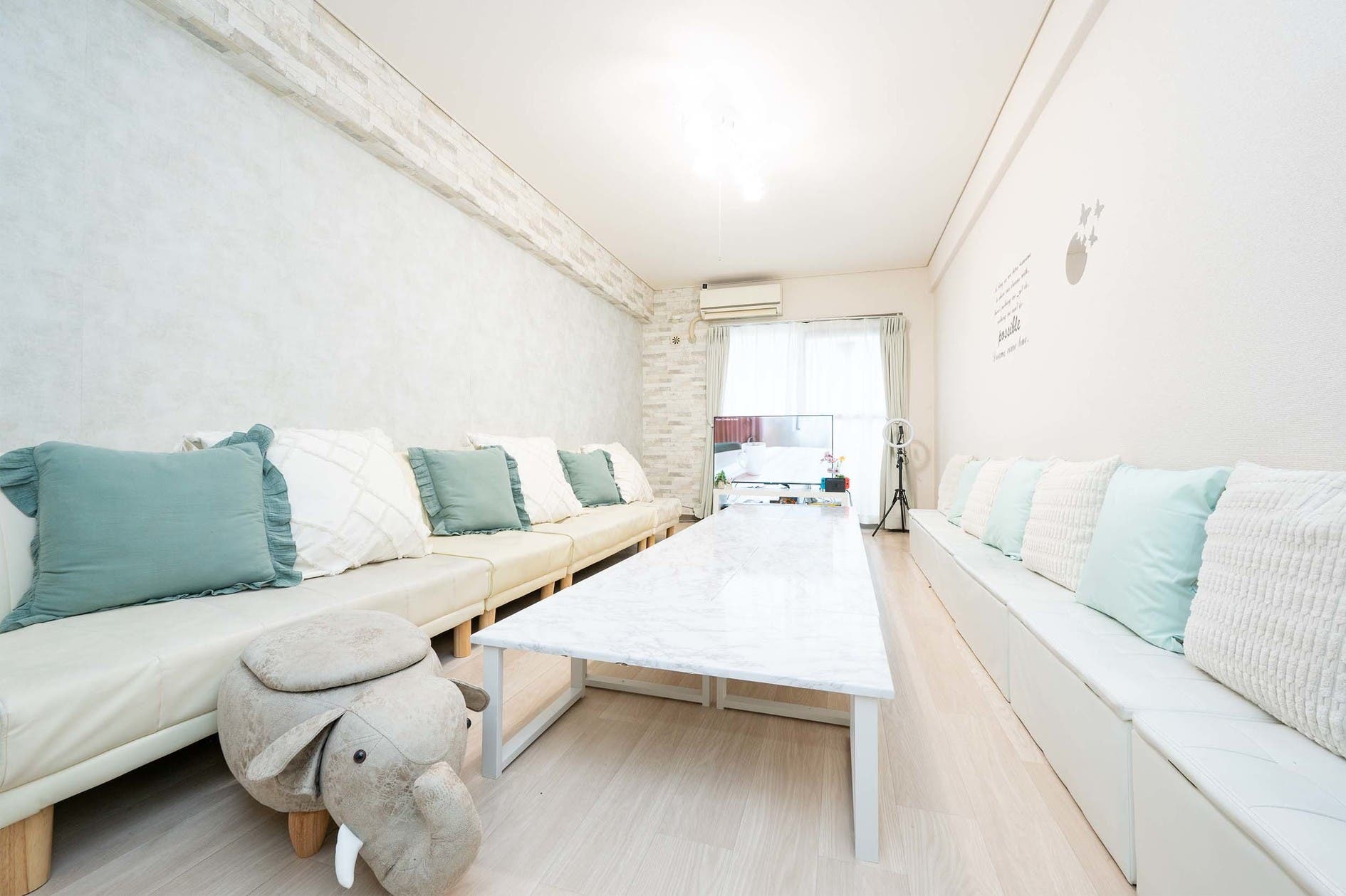 セレコレ🌳クリスマス☃️最大24名🉐駅2分🥳ゲーム機🎮女子会💗推し活🌟撮影📷パーティ🥂飲み会🍻ivory秋葉原の写真11