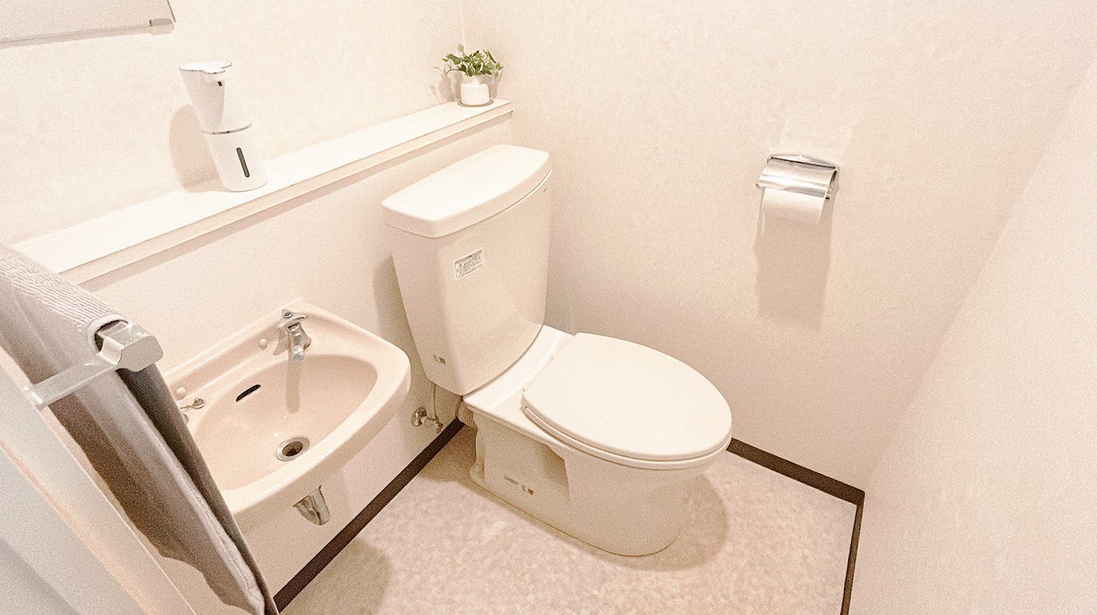 赤坂・溜池山王駅から徒歩5分のレンタルサロン＆フォトスタジオの写真13