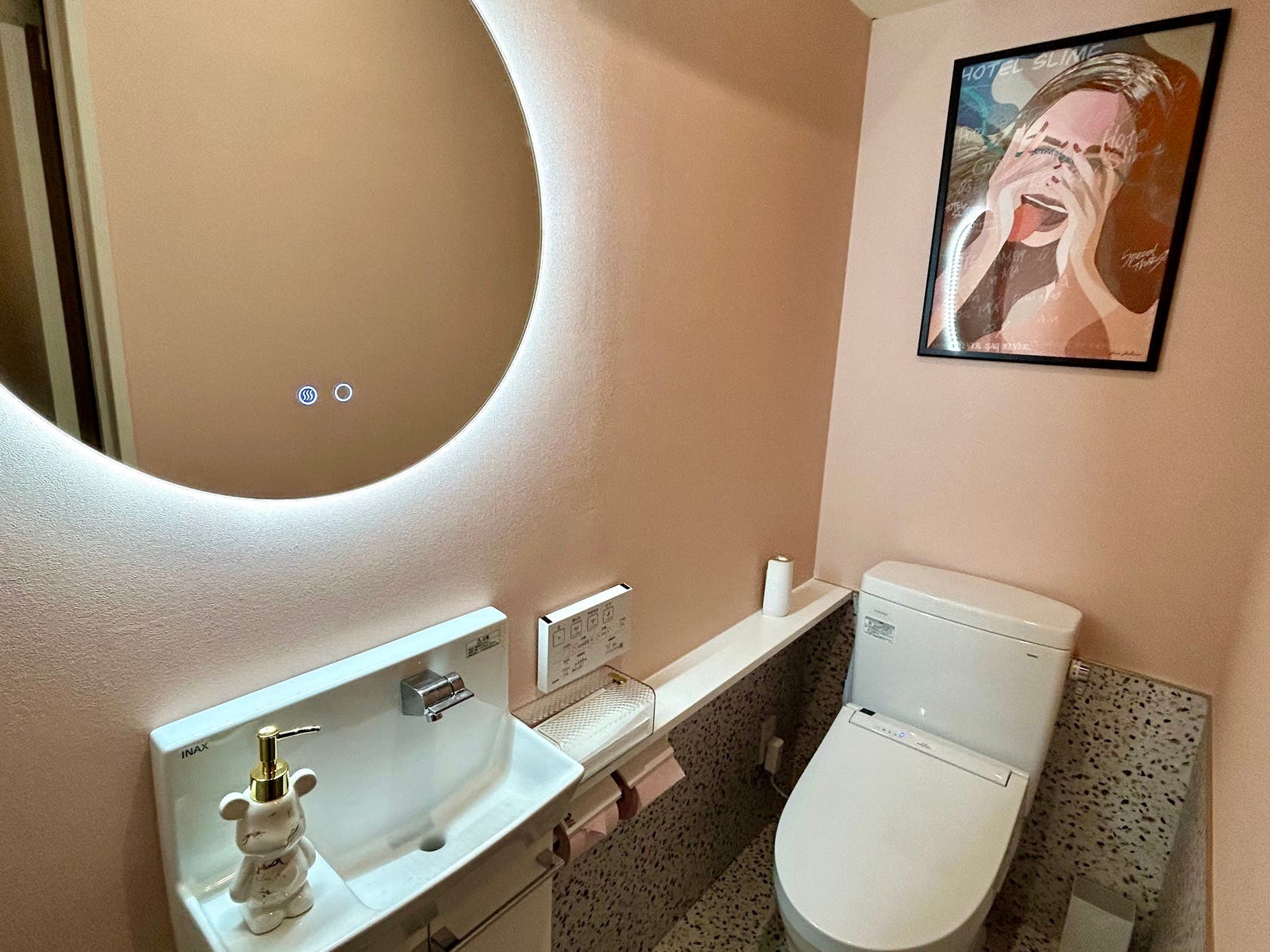 赤坂駅から徒歩2分のBARの写真5