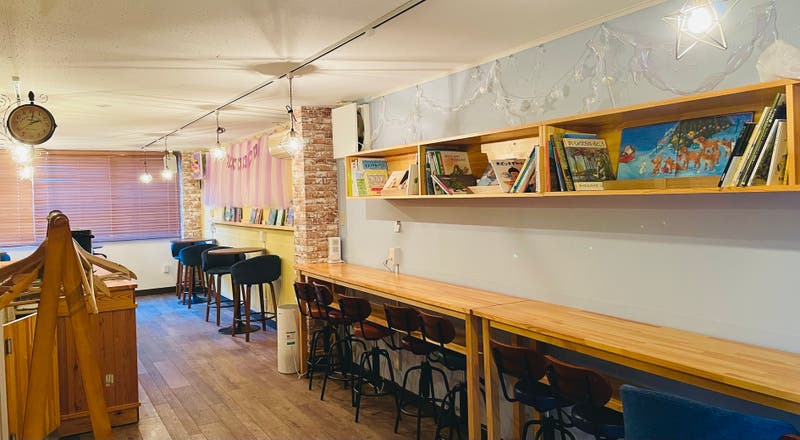 お洒落なCafe & Bar空間でパーティーやライブ・ギャラリー利用に！