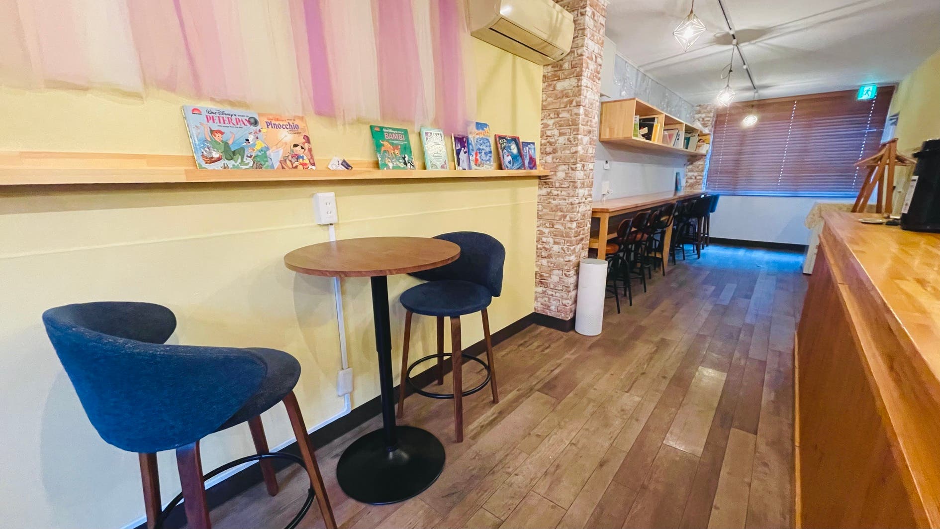 お洒落なCafe & Bar空間でパーティーやライブ・ギャラリー利用に！の写真3