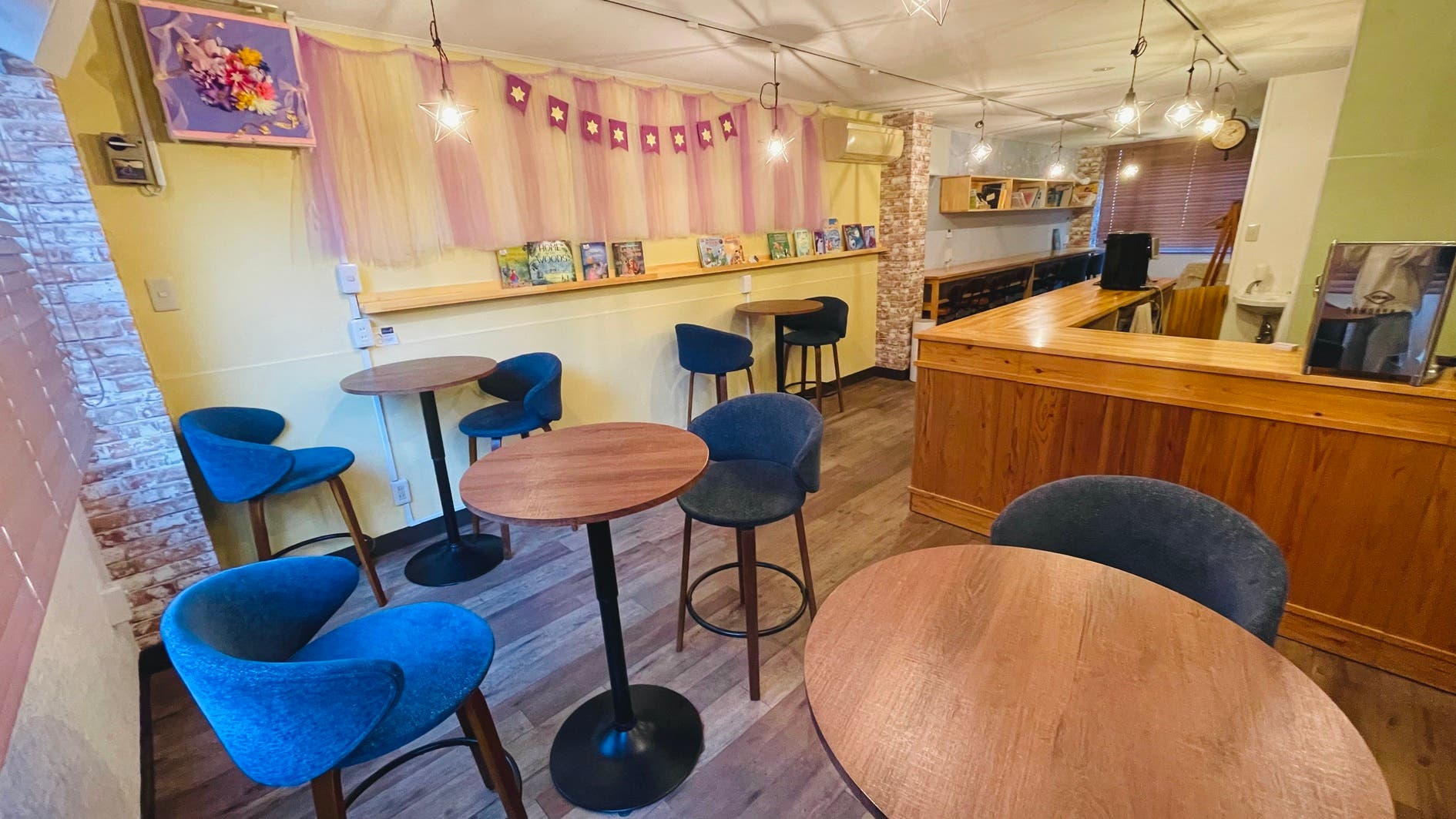 お洒落なCafe & Bar空間でパーティーやライブ・ギャラリー利用に！の写真8