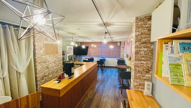お洒落なCafe & Bar空間でパーティーやライブ・ギャラリー利用に!の写真9