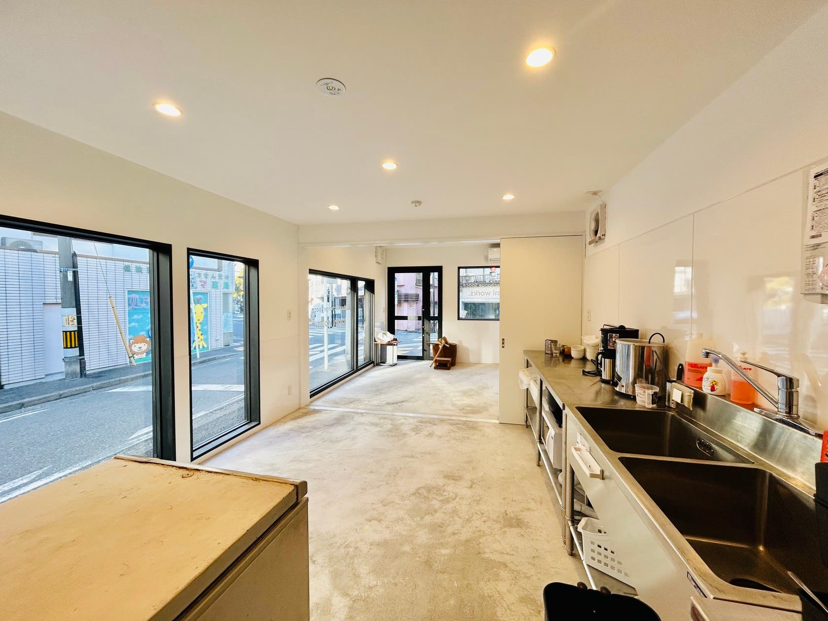 駅徒歩３分路面店、角地で目立ちます♪視認性抜群！文化交流施設まるごと貸切☆の写真7