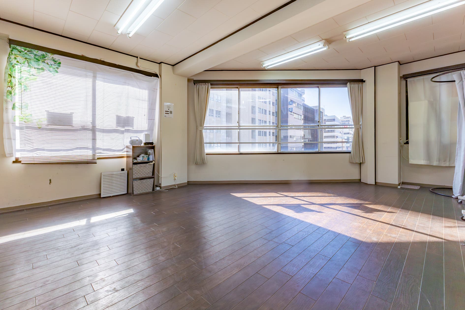 【元町駅5分】[Open1周年]地域最安値級！少人数向けダンスができるレンタルスタジオの写真10