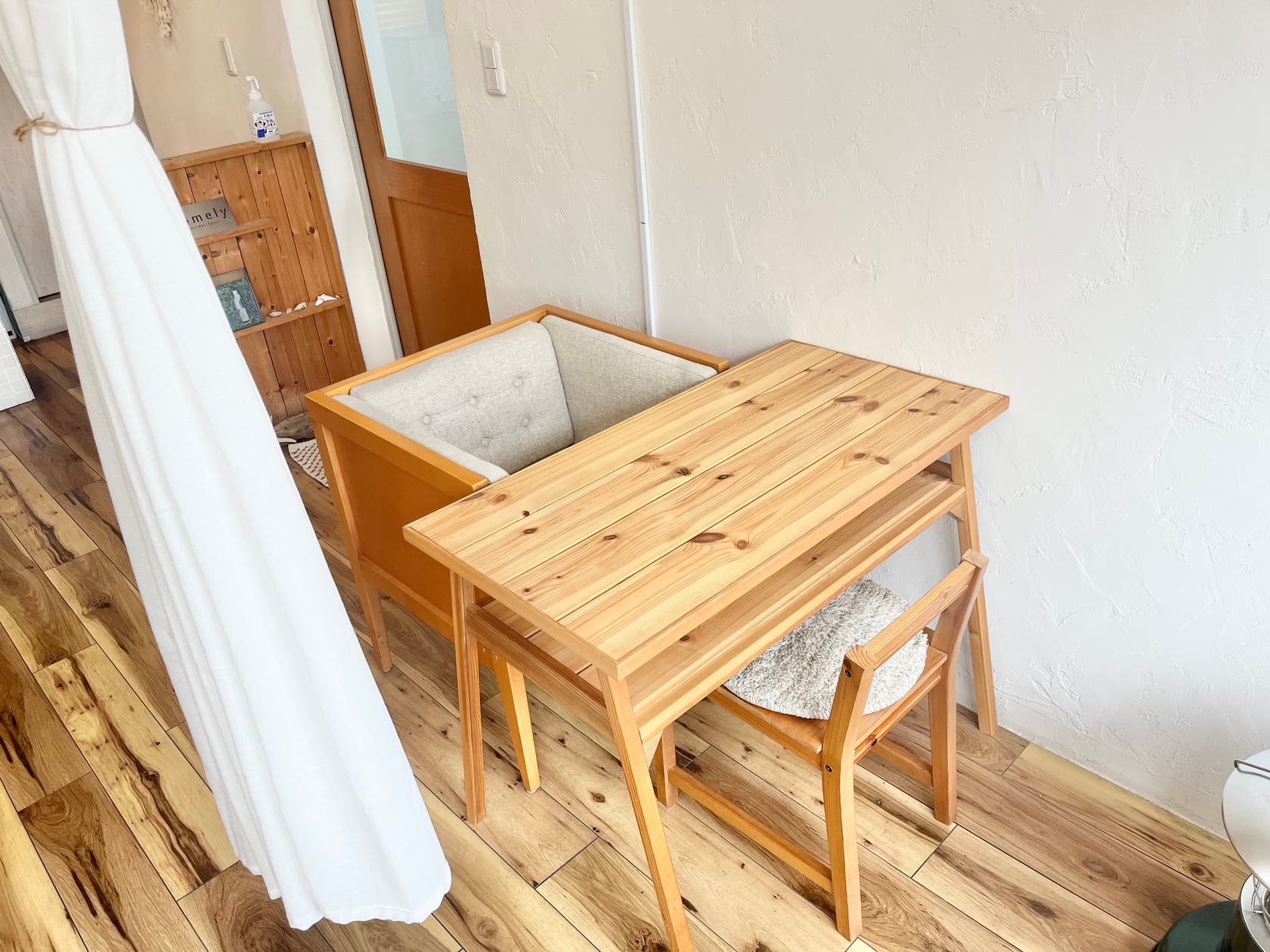 [自由が丘駅から徒歩6分]☆木の温もりの癒し空間☆隠れ家サロンの写真3