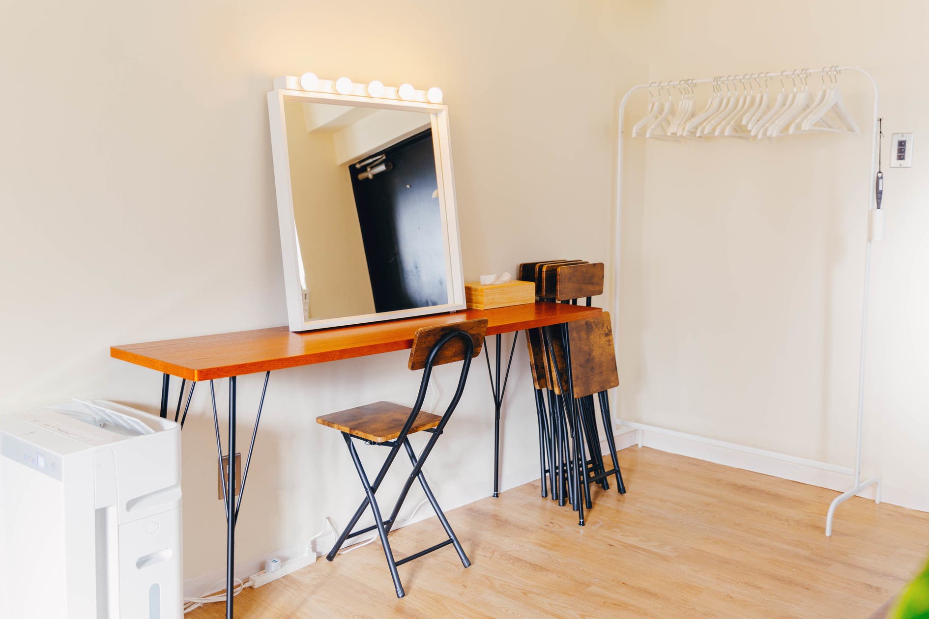 新宿駅近/23畳/3面採光/無料機材豊富✨【SOALA】広い南向の自然光スペース/ロケ撮影・配信/YouTube/コスプレの写真15