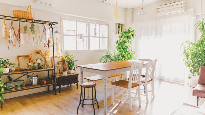 新宿駅近/23畳/3面採光/無料機材豊富✨【SOALA】広い南向の自然光スペース/ロケ撮影・配信/YouTube/コスプレの写真5