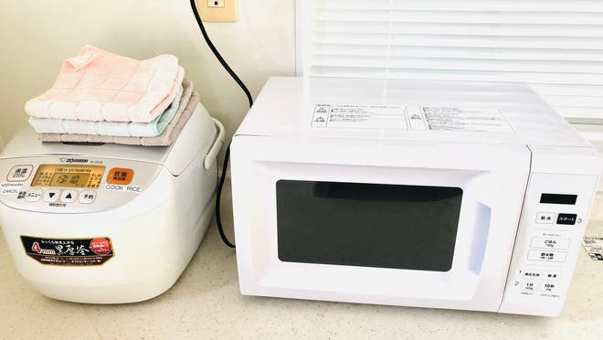 自然光がたっぷり入る真白な広々リビングが印象的・撮影にもオススメ!レッスンクラスにも♪庭付き戸建ての写真8