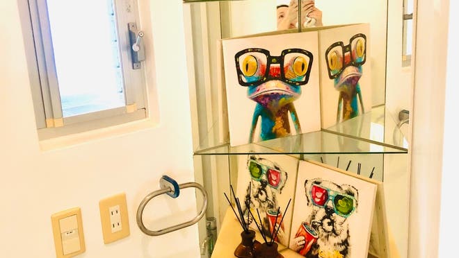 自然光がたっぷり入る真白な広々リビングが印象的・撮影にもオススメ!レッスンクラスにも♪庭付き戸建ての写真10