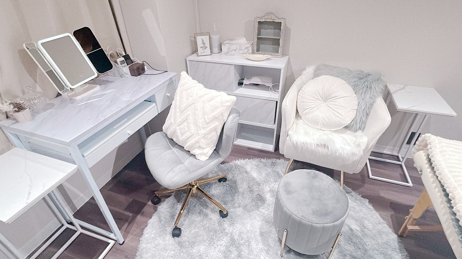 六本木駅から徒歩5分｜サロンルームのみの予約ページ｜ 各種マッサージ / 鍼灸 /占い/勉強/お仕事スペースにの写真10