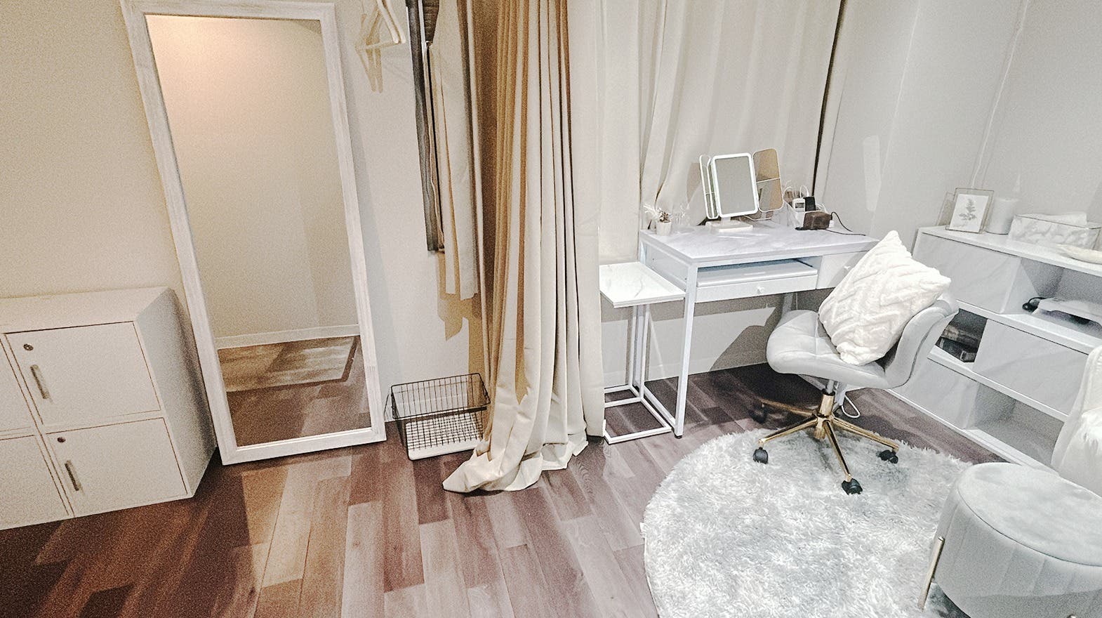 六本木駅から徒歩5分｜サロンルームのみの予約ページ｜ 各種マッサージ / 鍼灸 /占い/勉強/お仕事スペースにの写真18