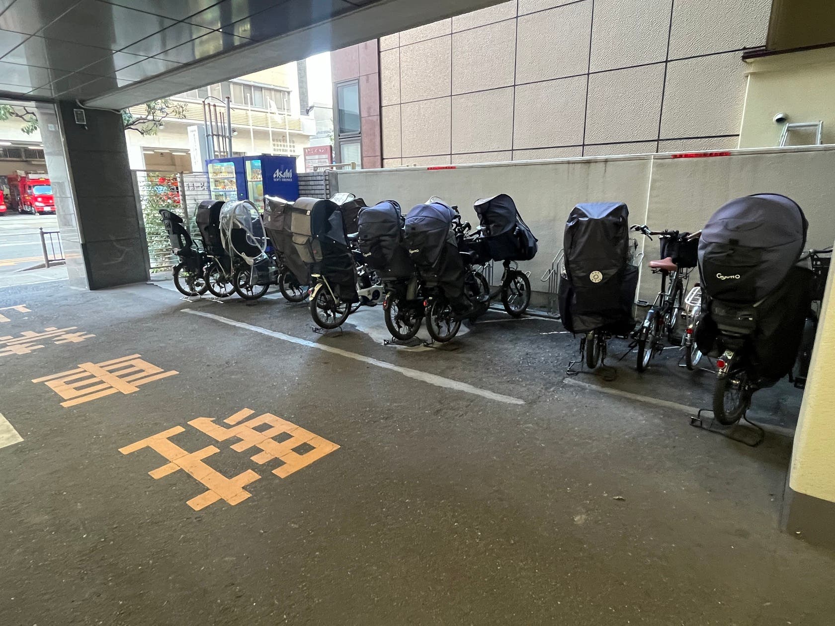 【セミナー・勉強会・ママ会に最適】用途に合わせて全3部屋から選べる多目的スペース★の写真8