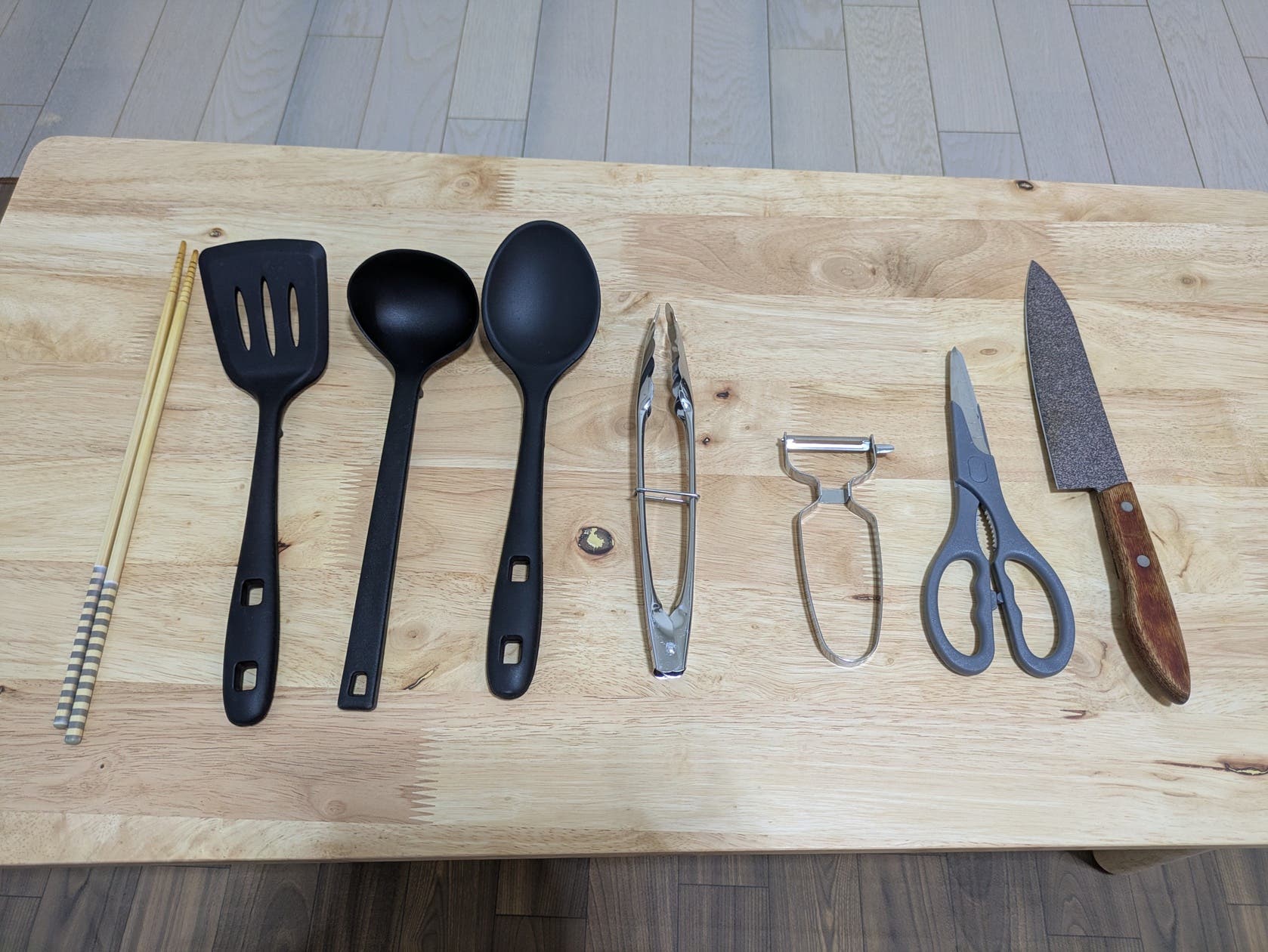 駐車場2台分🚕ガレージハウス貸切🏠教室・エステ・ネイル・整体・食事会・リモートワークに💡愛車メンテにも🚕コンビニすぐ側♪の写真28