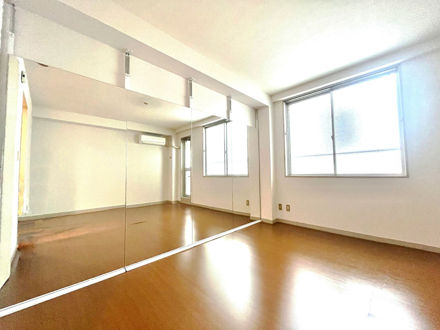 薬院駅最寄りのダンススタジオ！少人数・個人練習向きの写真2