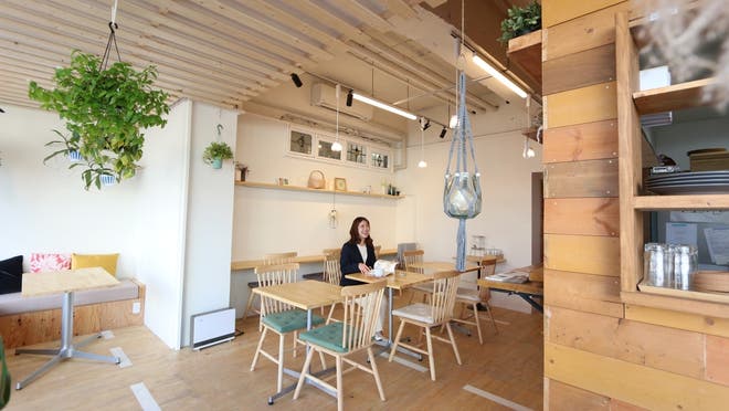 【熊谷駅より徒歩11分】カフェみたいなイベントスペース!女子会、会議やイベントに!の写真1