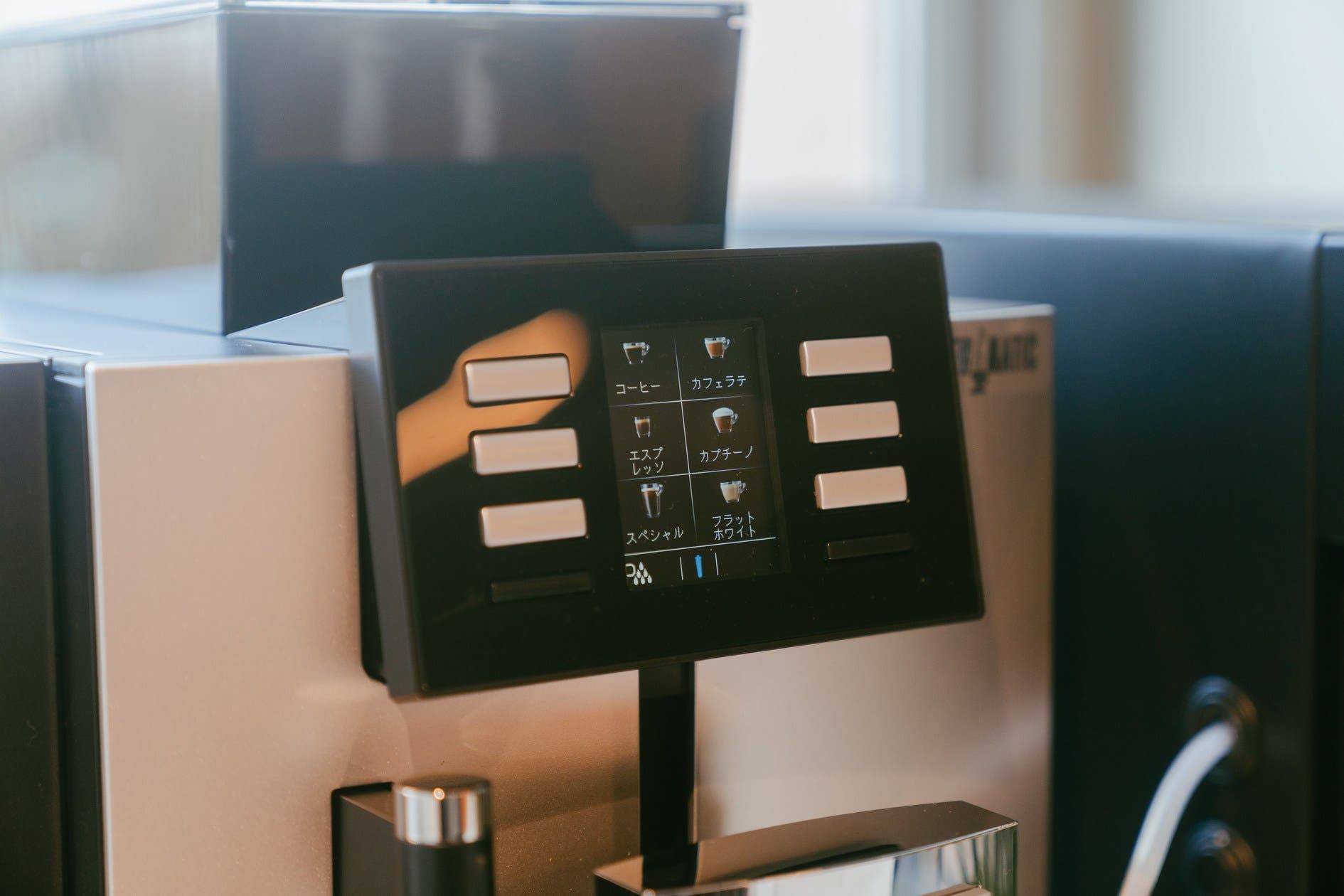 【星ヶ丘のコワーキングスペース】モニター・ホワイトボード付き！！全体貸切利用の写真11