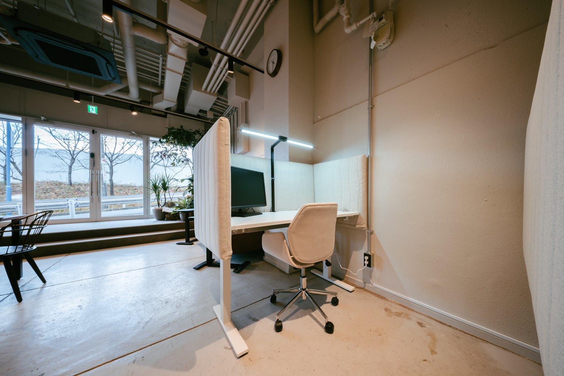 【星ヶ丘のコワーキングスペース】モニター・ホワイトボード付き！！全体貸切利用の写真4