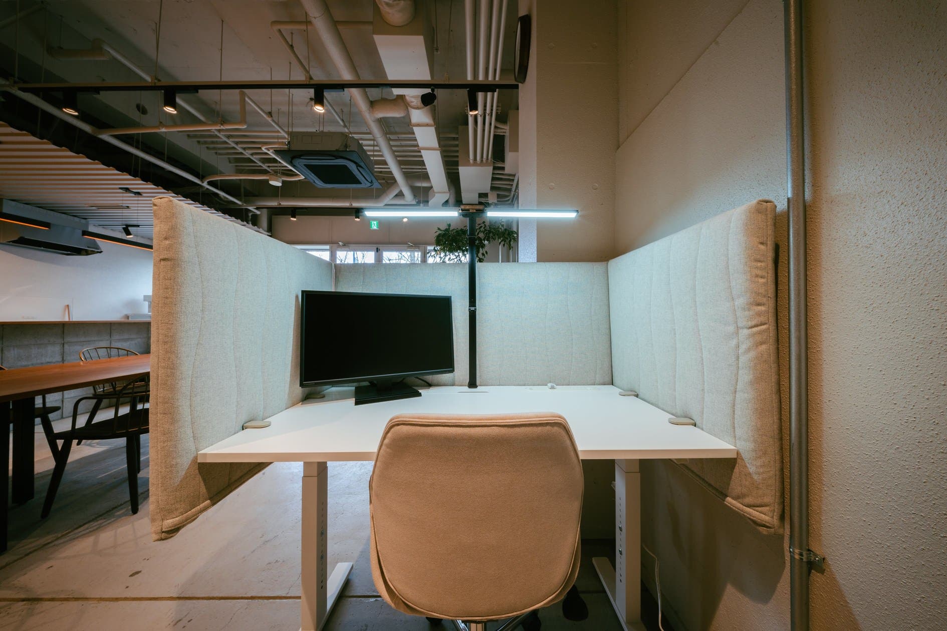 【星ヶ丘のコワーキングスペース】モニター・ホワイトボード付き！！全体貸切利用の写真5