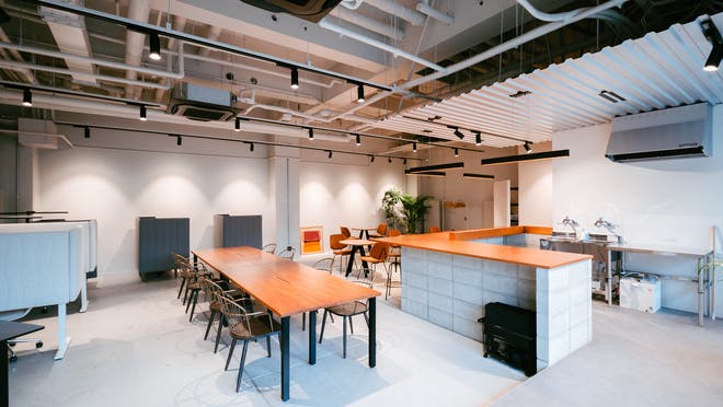 【星ヶ丘のコワーキングスペース】モニター・ホワイトボード付き!!全体貸切利用の写真9