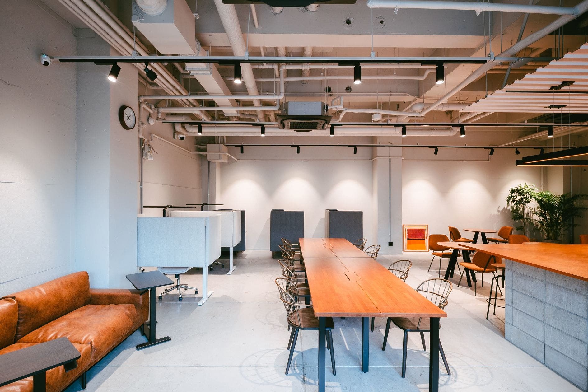 【星ヶ丘のコワーキングスペース】モニター・ホワイトボード付き！！全体貸切利用の写真10