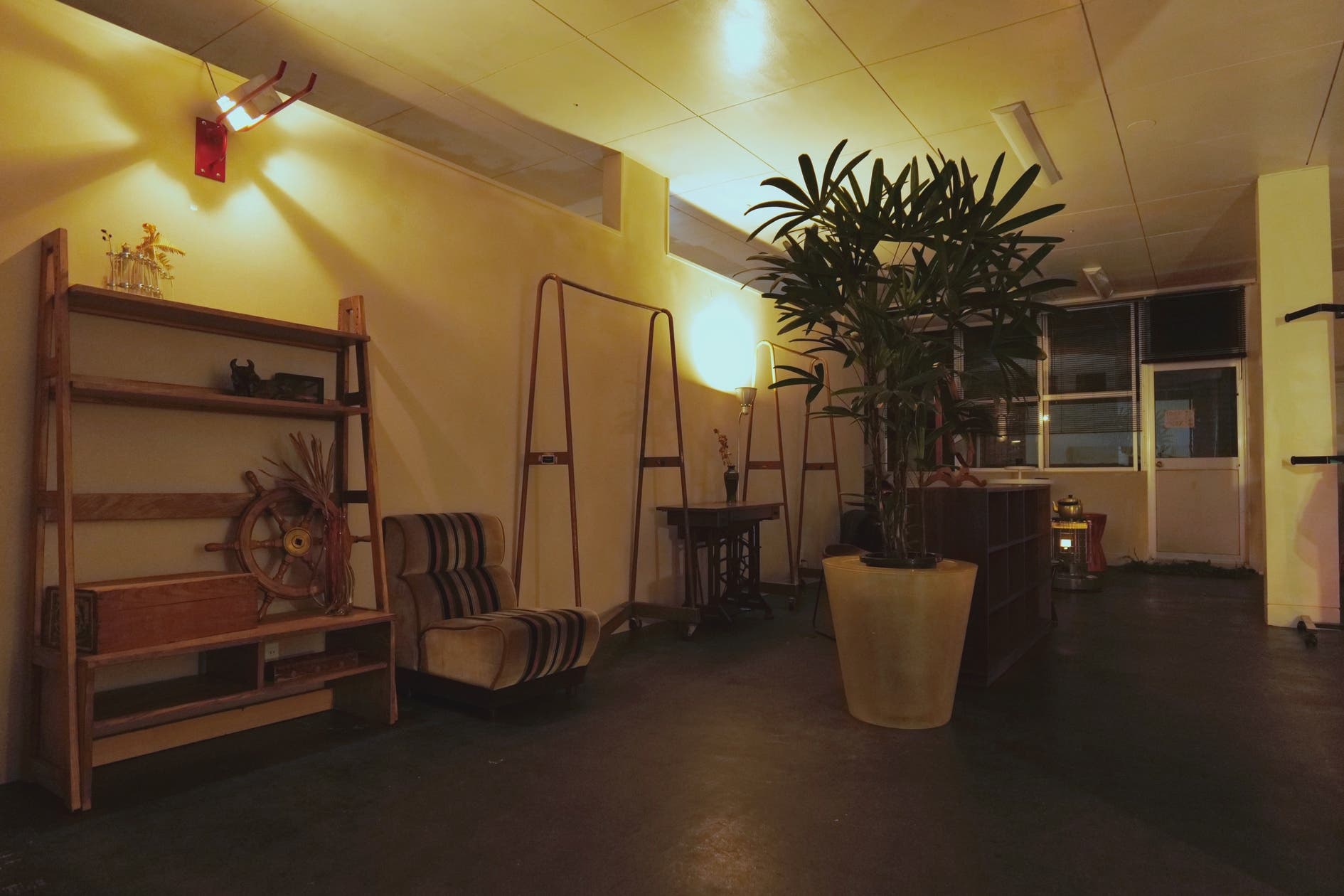 瓦町駅から徒歩3分クリエイティブレンタルスペース②の写真2