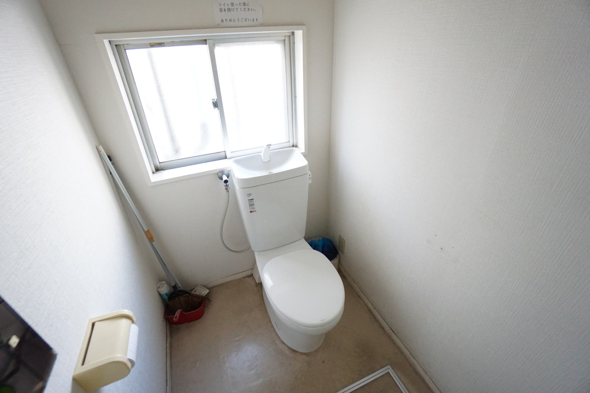 ＜ワークブース天神南No.5＞天神南駅徒歩1分✨完全個室🚪Wi-Fi📶モニター🖥️電源🔌テレワーク/面接/自習/作業の写真9