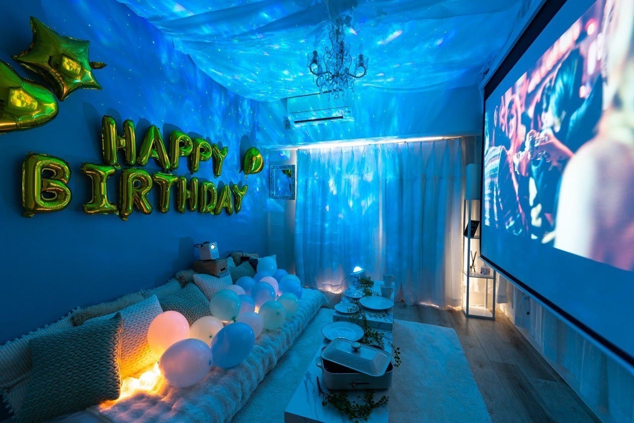 🎬大画面スクリーン📽️１００インチプロジェクタ付✨Netflix/hulu見放題💓少人数での女子会、誕生日会、推し会、撮影に最適の写真6