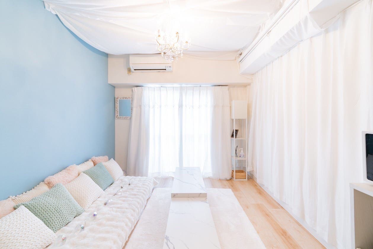 🎬大画面スクリーン📽️１００インチプロジェクタ付✨Netflix/hulu見放題💓少人数での女子会、誕生日会、推し会、撮影に最適の写真20