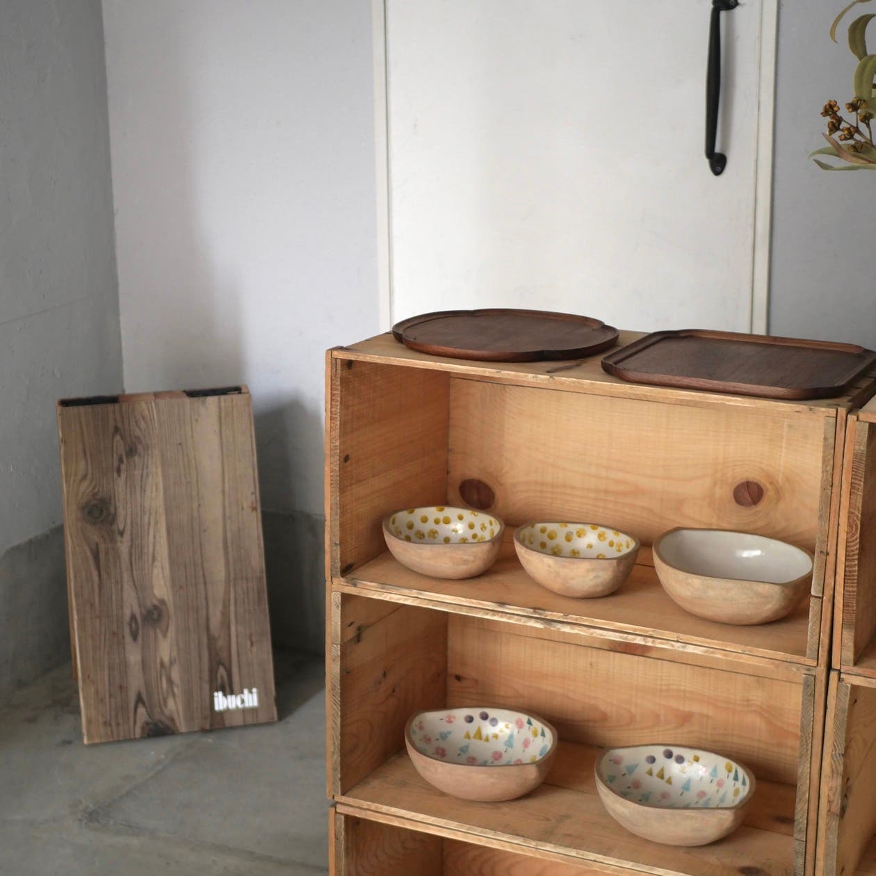 吉祥寺の人気商店街にある小さなギャラリースペースの写真5