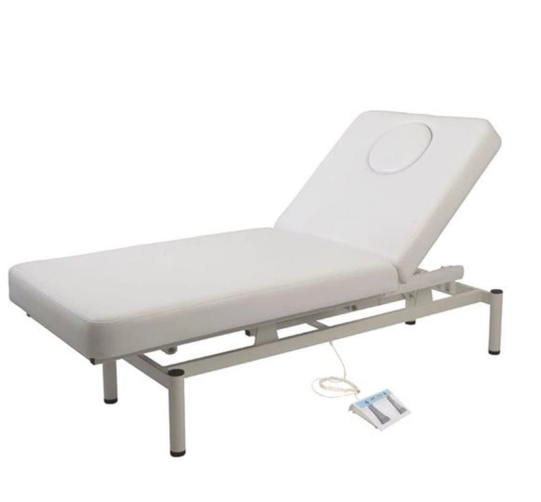 【電動昇降式リクライニングベッド】の画像1