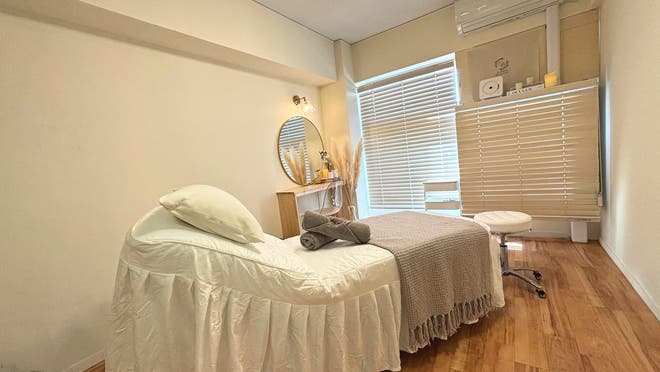 《&CoCo》駅近 🌿シャワー&タオルレンタル/30分清掃タイム付/電動ベッド&ヒートマット/無料ペーパーシーツ/ゴミ捨て無料の写真6