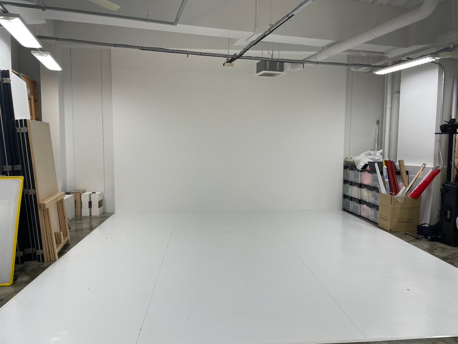 渋谷・原宿からのアクセス良好！天井高でスチール、ムービー撮影可能なスタジオ！の写真5