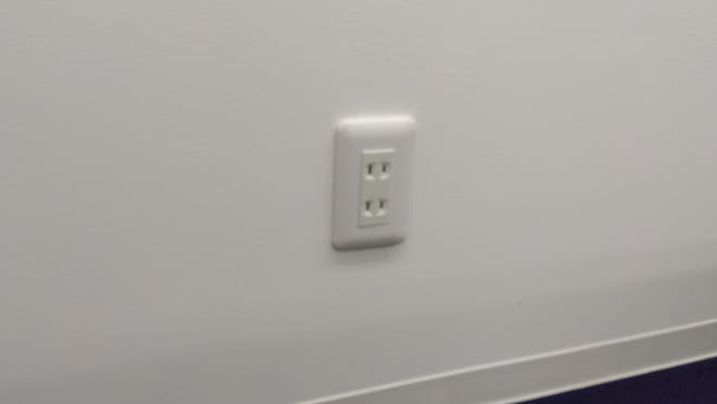 簡単な事前連絡でレイアウト準備可!インボイス対応・AI議事録完備の貸会議室【roomB】の写真9