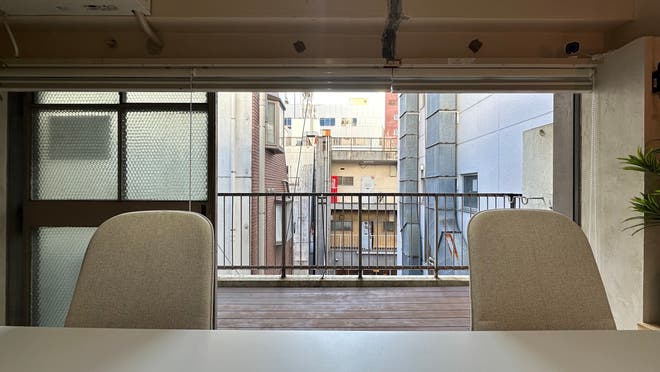 駅チカ30秒★レトロな秘密基地要素のある空間★充実の設備(サイネージモニター、冷蔵庫)の写真4