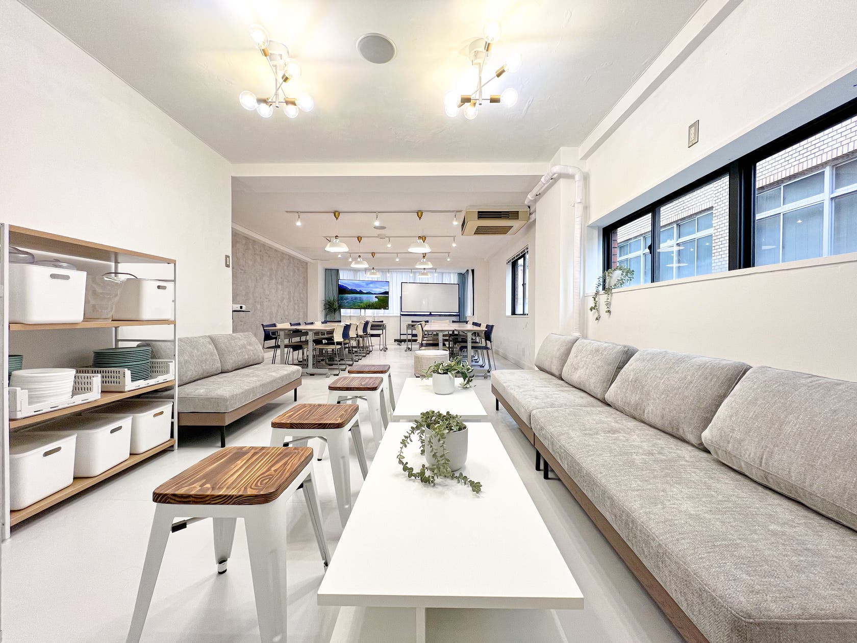 2025年1月NEWOPEN✨関内駅3分/最大40名OK/パーティ、ボドゲ、ビジネスにも最適/ゴミ回収オプション有の写真2