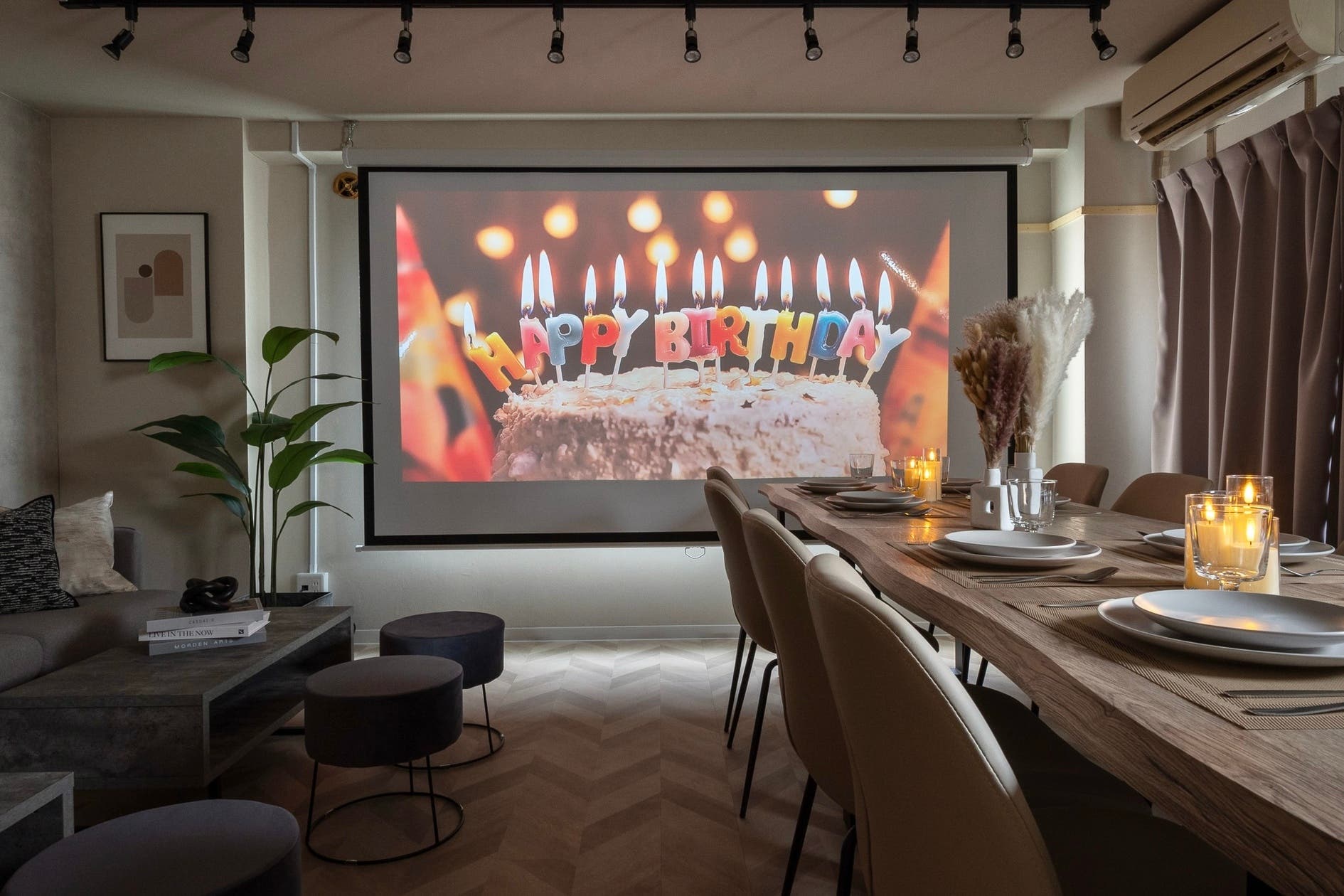 新大久保駅徒歩30秒/大久保駅徒歩4分🚃最大18名着席🎉大人気ゲーム機🎮女子会💗24h🎉1日1回スタッフ完全清掃の写真30