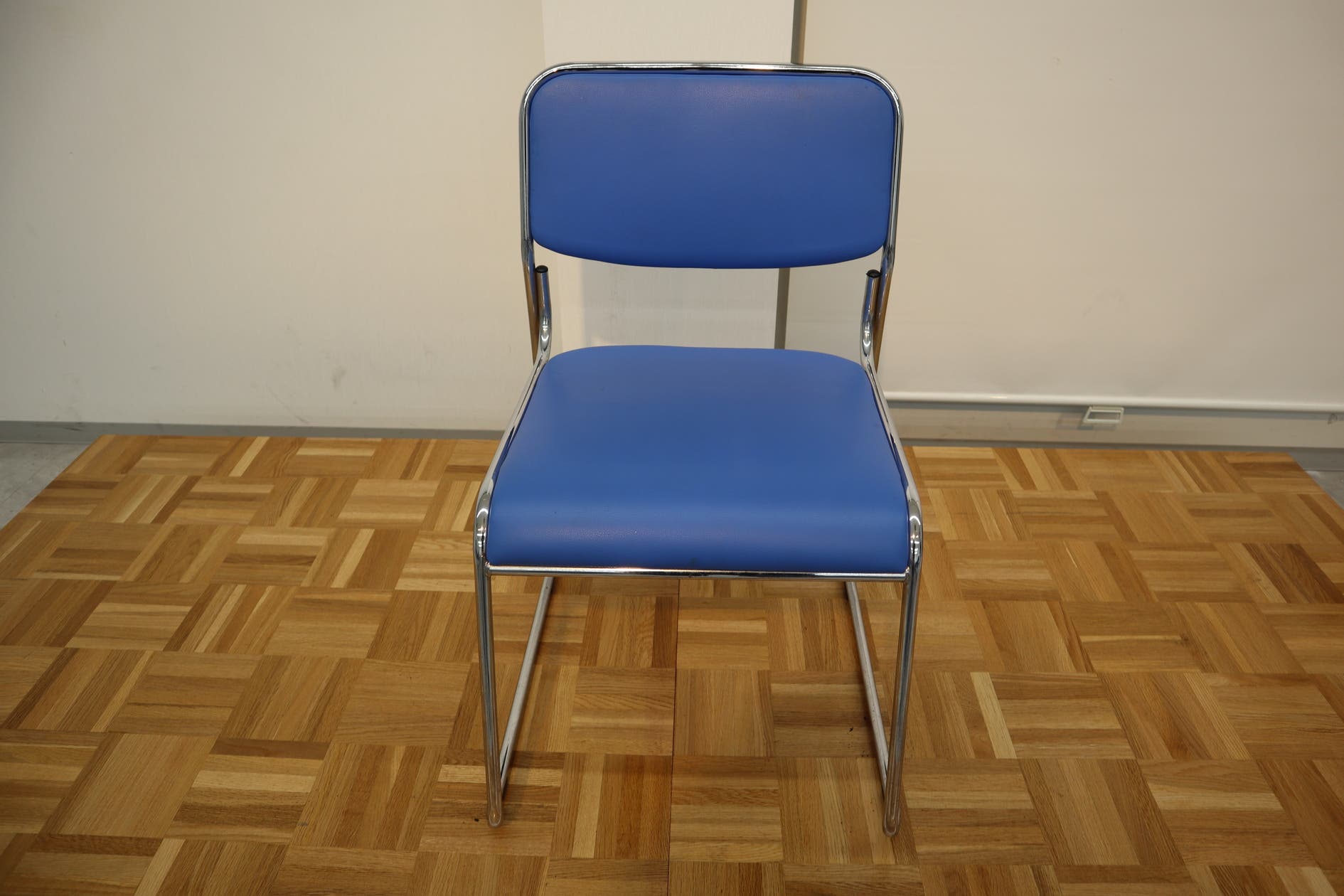 キャンペーン価格！駅から徒歩8分の立地、備品完備、広い空間でいろいろな用途に活用いただけますの写真11