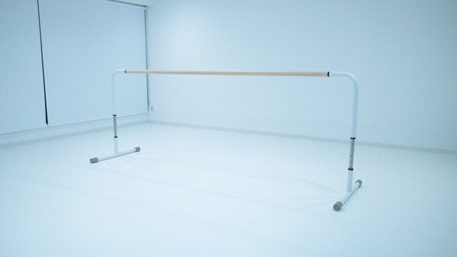 【高円寺エリア】身体に優しいバレエ床、広々65㎡!白くて綺麗なスタジオはバレエ、ヨガ、ピラティス、ダンス、撮影にも!の写真7