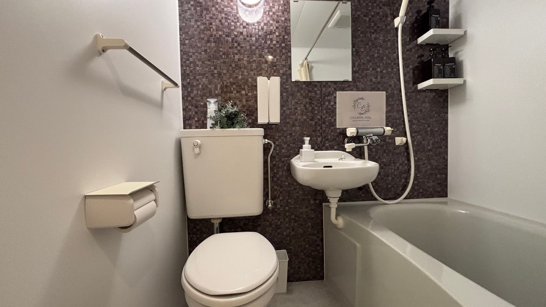 《&amp;CoCo》駅近 🌿シャワー&amp;タオルレンタル／30分清掃タイム付／電動ベッド&amp;ヒートマット／無料ペーパーシーツ／ゴミ捨て無料の写真21