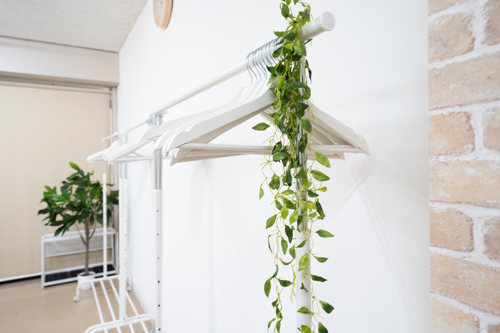 本厚木駅徒歩3分/最大28名着席/セミナーや打合に最適/パーティーにも🎄/飲食物持込OK🍕/控室あり/Wi-Fi/少人数OKの写真12