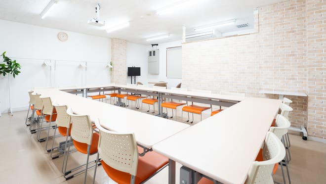 本厚木駅徒歩3分/最大28名着席/セミナーや打合に最適/パーティーにも🎄/飲食物持込OK🍕/控室あり/Wi-Fi/少人数OKの写真7