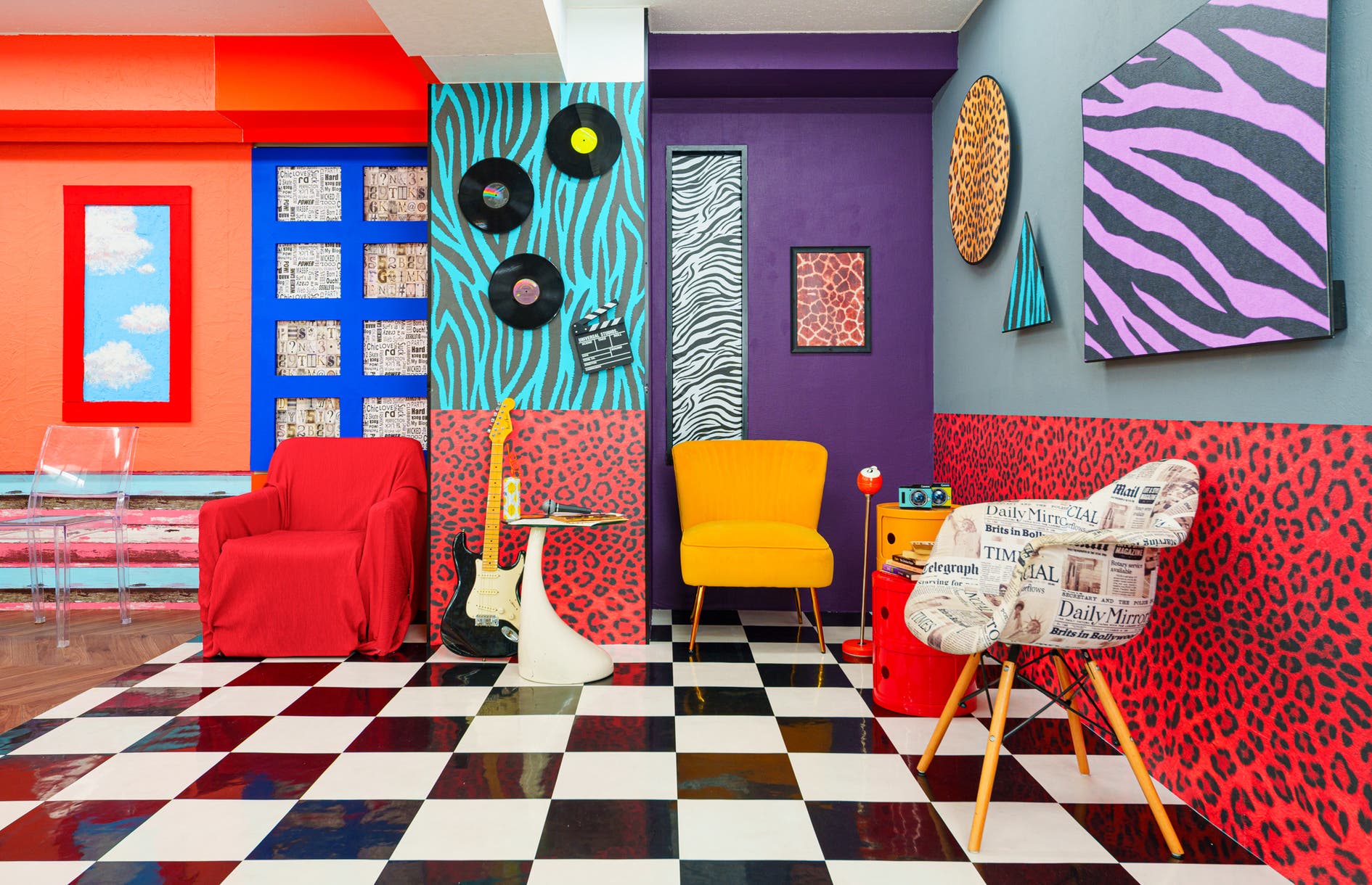 【ゼロスタジオ】カラフル&派手な壁　アメリカン　広い控室のハウススタジオ　120㎡の広々余裕な空間　 TVや雑誌の撮影実績多数！の写真9